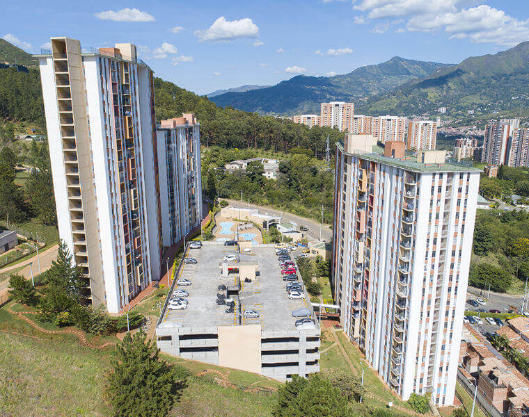 Cerro Azul - Constructora Monserrate